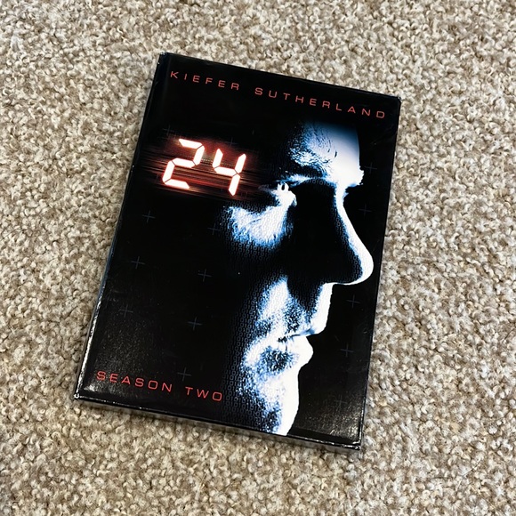 Media | 24 Season 2 Dvd Box Set | Poshmark